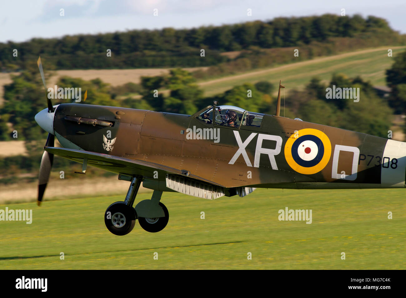 Spitfire mk ii hi-res stock photography and images - Alamy