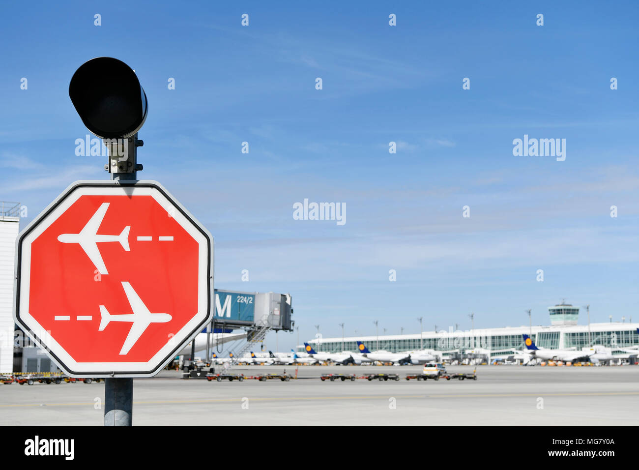 stop, stopp, sign, mark, 2, two, aircrafts, crossing, Airfield ...