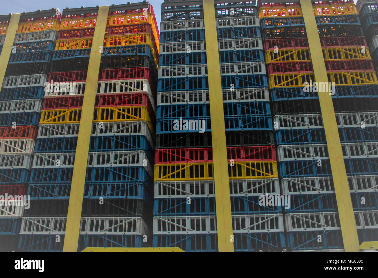 Stacked pallets hi-res stock photography and images - Alamy