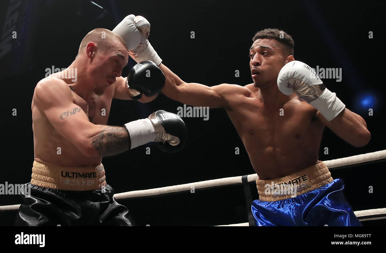 Sam Evans (left) and Kaisee Benjamin compete in Quarter-Final 2 of the ...