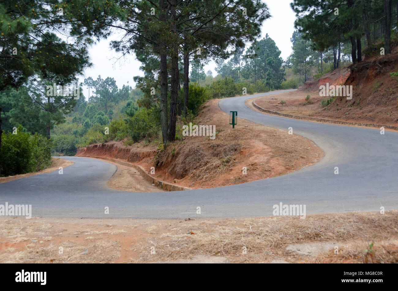 Hairpin bend hi-res stock photography and images - Alamy