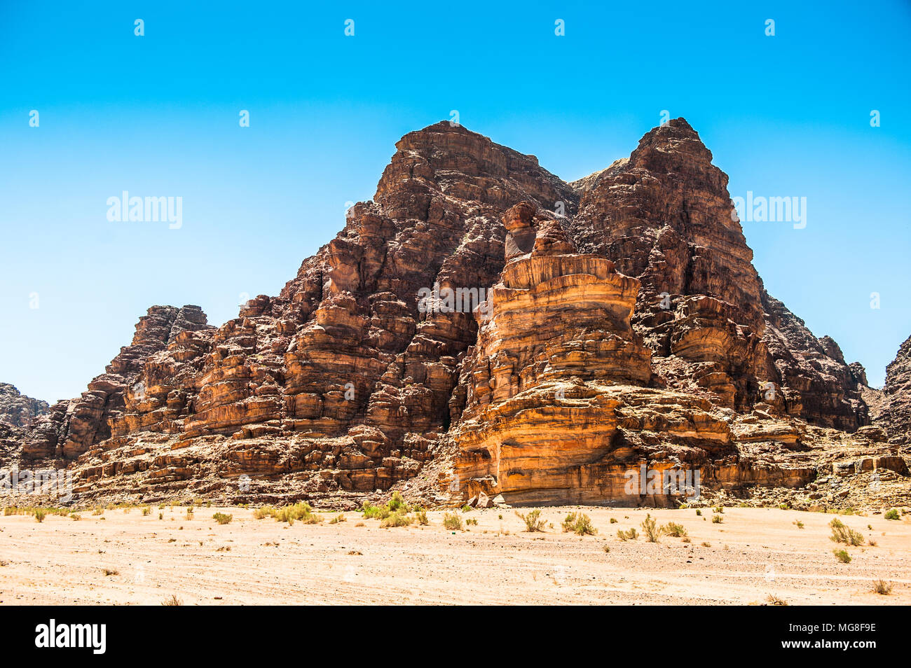 Nature and rocks of Wadi Rum (Valley of the Moon), Jordan. UNESCO World ...