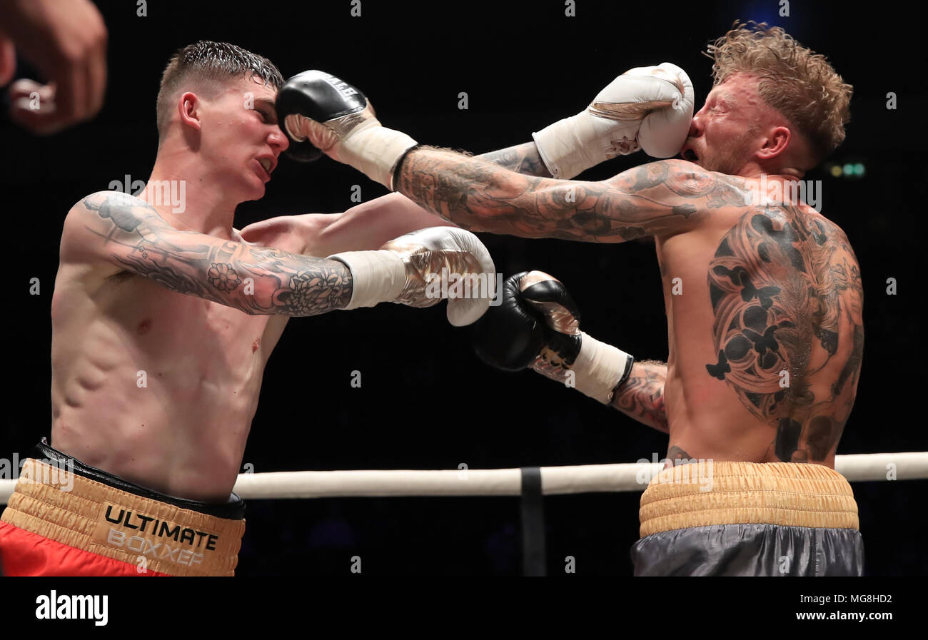 Drew brown hi-res stock photography and images - Alamy