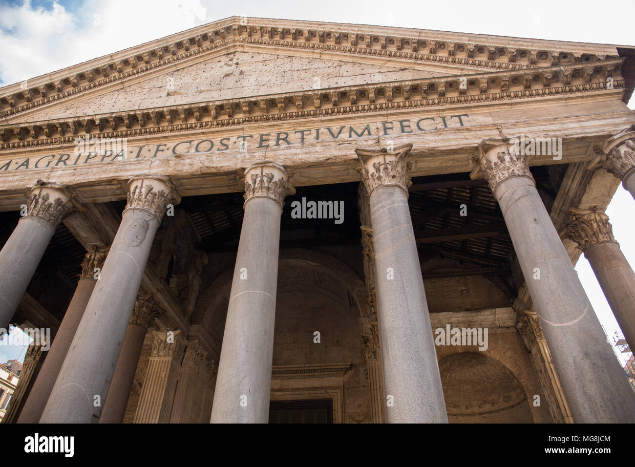 Columns rome hi-res stock photography and images - Alamy