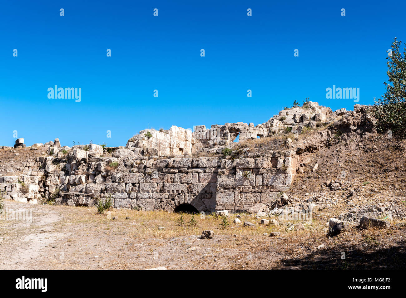 Ruins of the ancient city of Gadara, modern Jordan Stock Photo - Alamy
