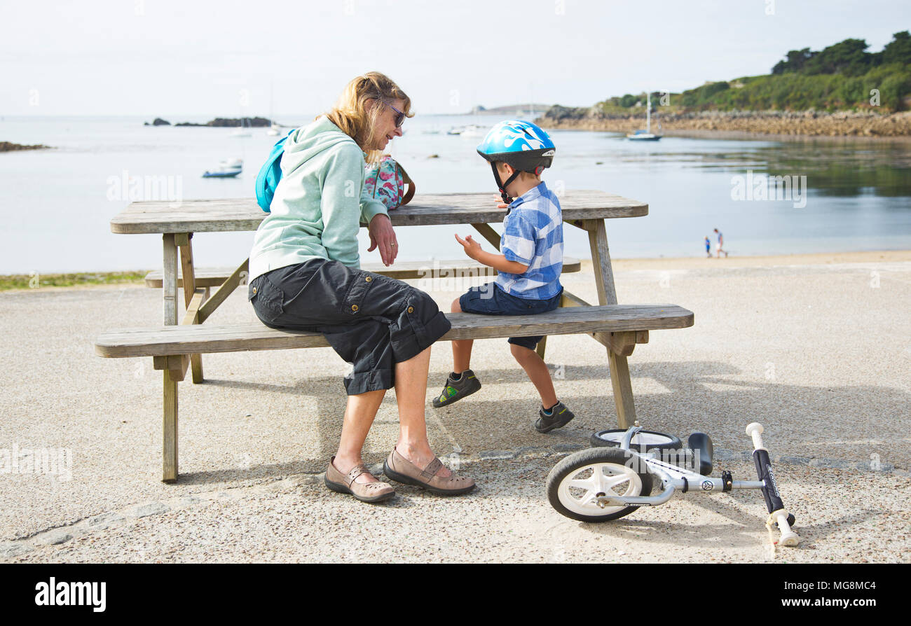 Catting hi-res stock photography and images - Alamy