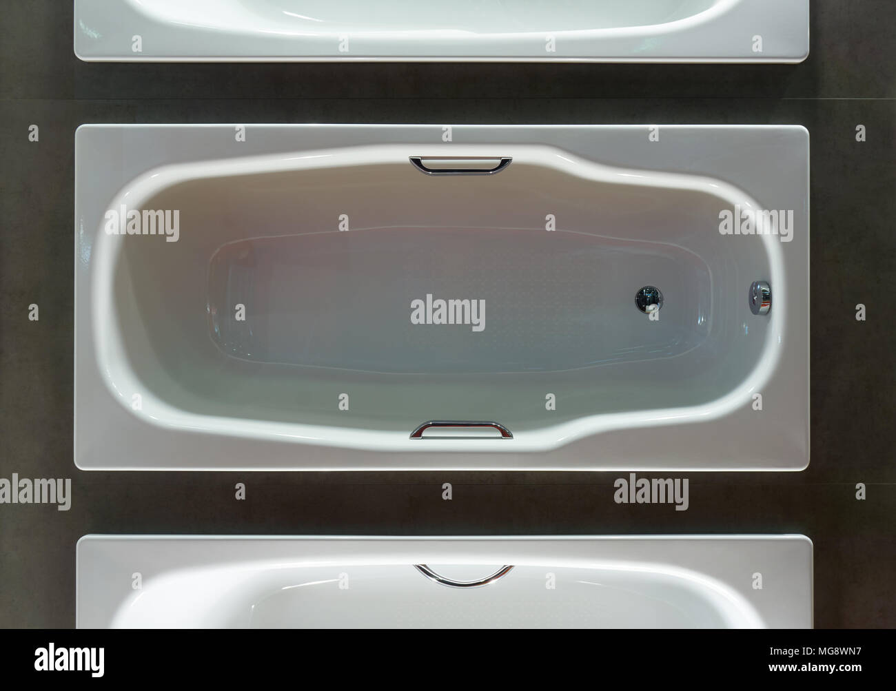 Bathtub new hi-res stock photography and images - Alamy