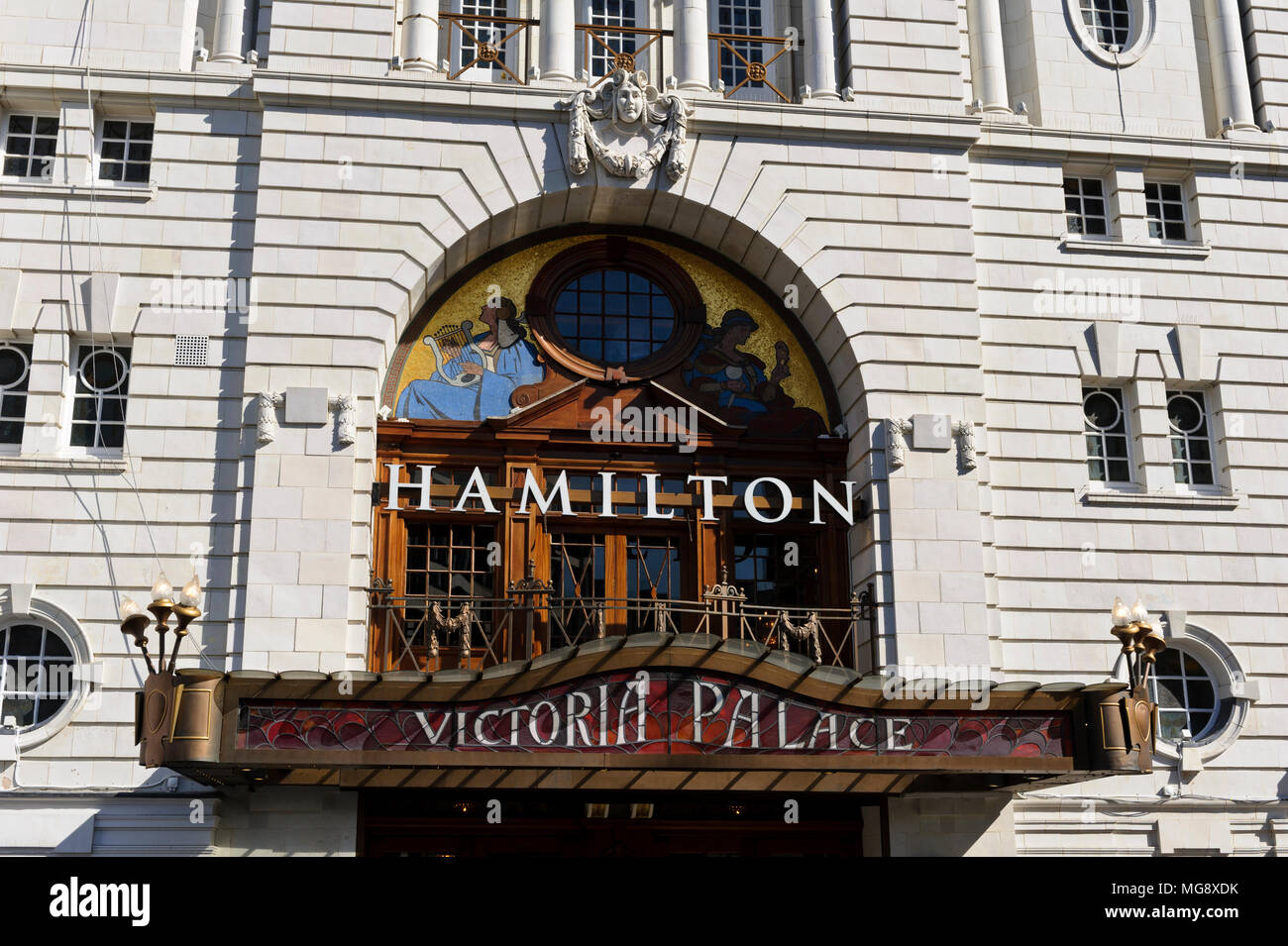 The exterior of the Victoria Palace Theatre, Victoria, London, England, United Kingdom Stock ...