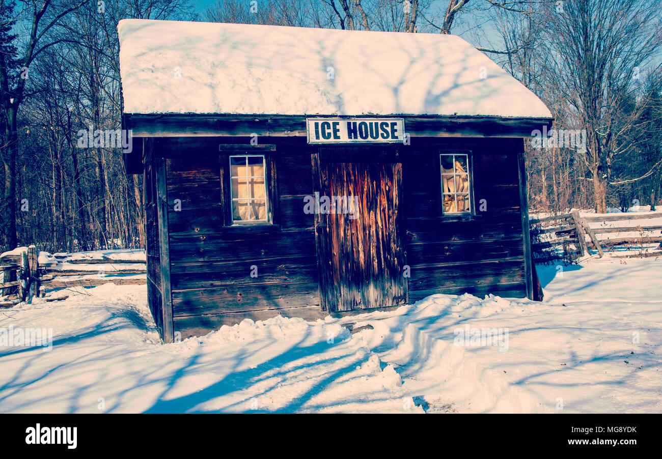 Ice house in winter Ontario Canada Stock Photo - Alamy