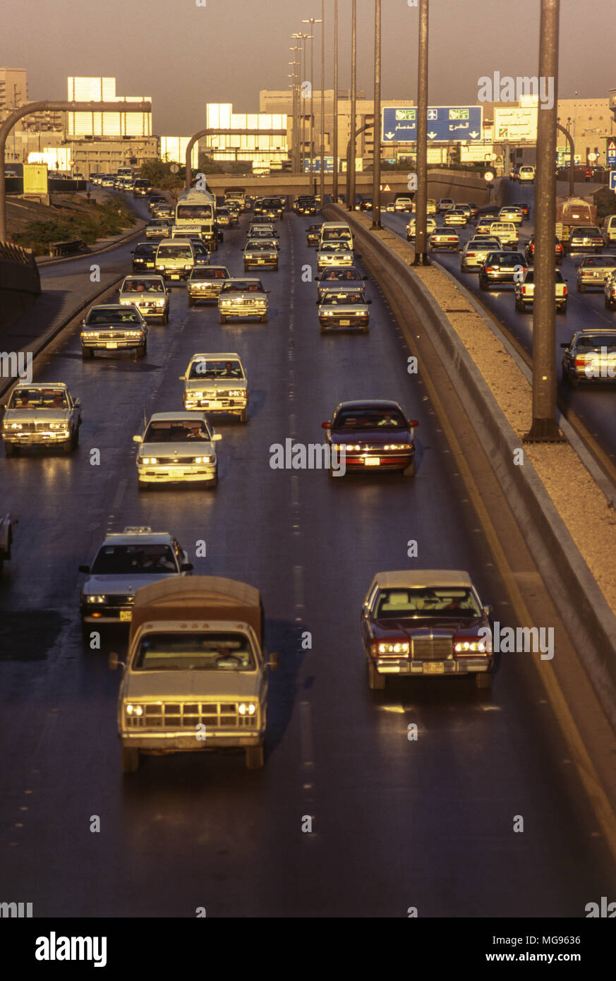 1990s rush hour traffic in Riyadh, Saudi Arabia Stock Photo - Alamy