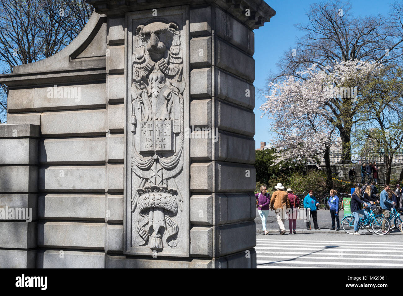 Engineers' Gate in Central Park, NYC, USA Stock Photo - Alamy