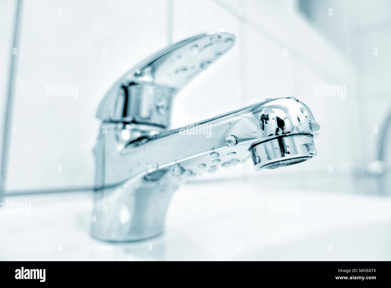 Shower tap hi-res stock photography and images - Alamy