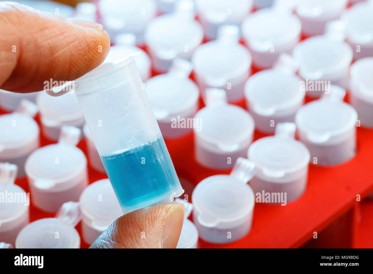 Biomedical research lab hi-res stock photography and images - Alamy