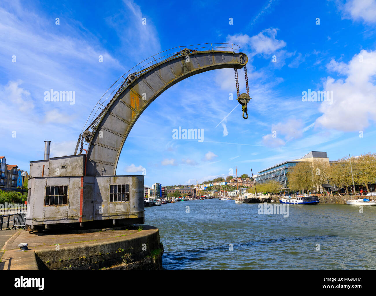 Industrial crane bristol hi-res stock photography and images - Alamy