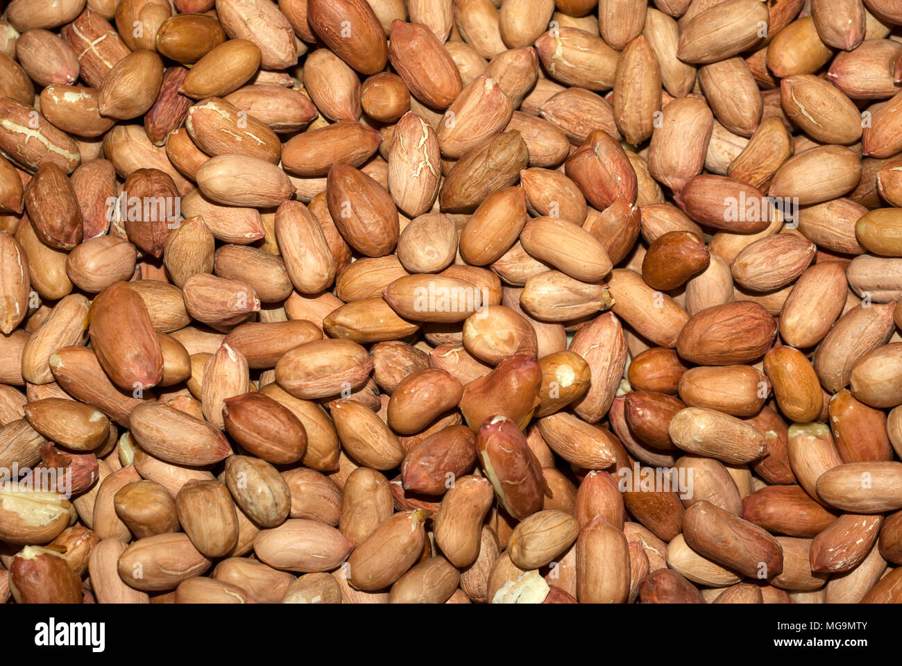 background - raw peeled peanuts closeup Stock Photo - Alamy