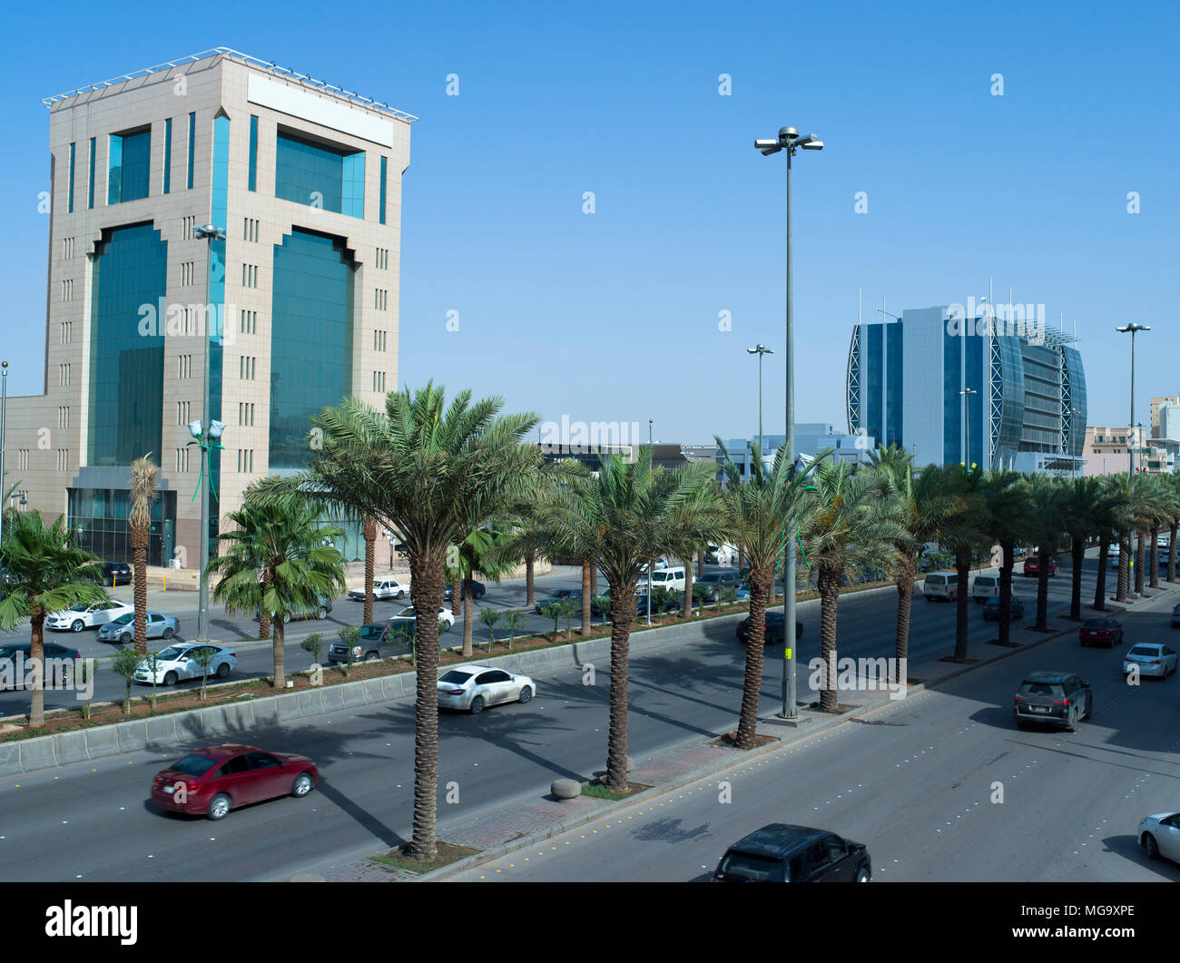 Light Traffic on King Fahad Road Early in The Morning In Riyadh, Saudi ...