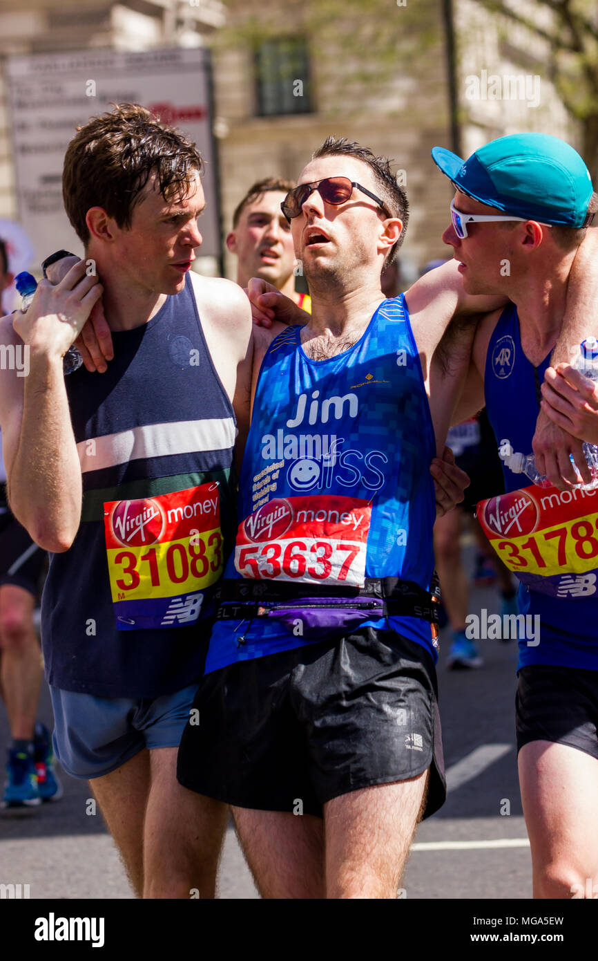 St James's Park, Birdcage Walk, London,UK. 22nd April, 2018. Elite and ...