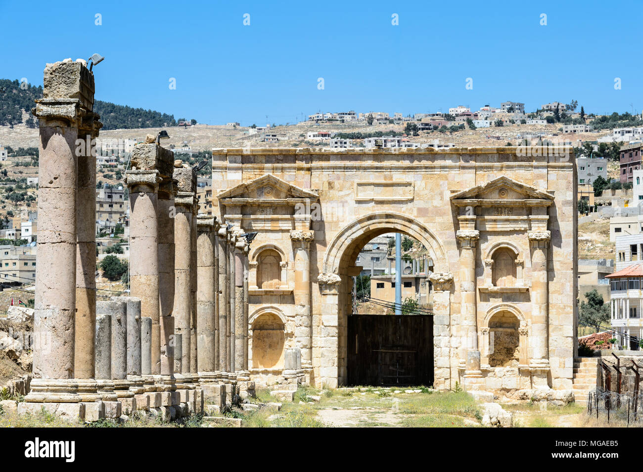 North gate in Gerasa, Jerash, Jordan Stock Photo - Alamy