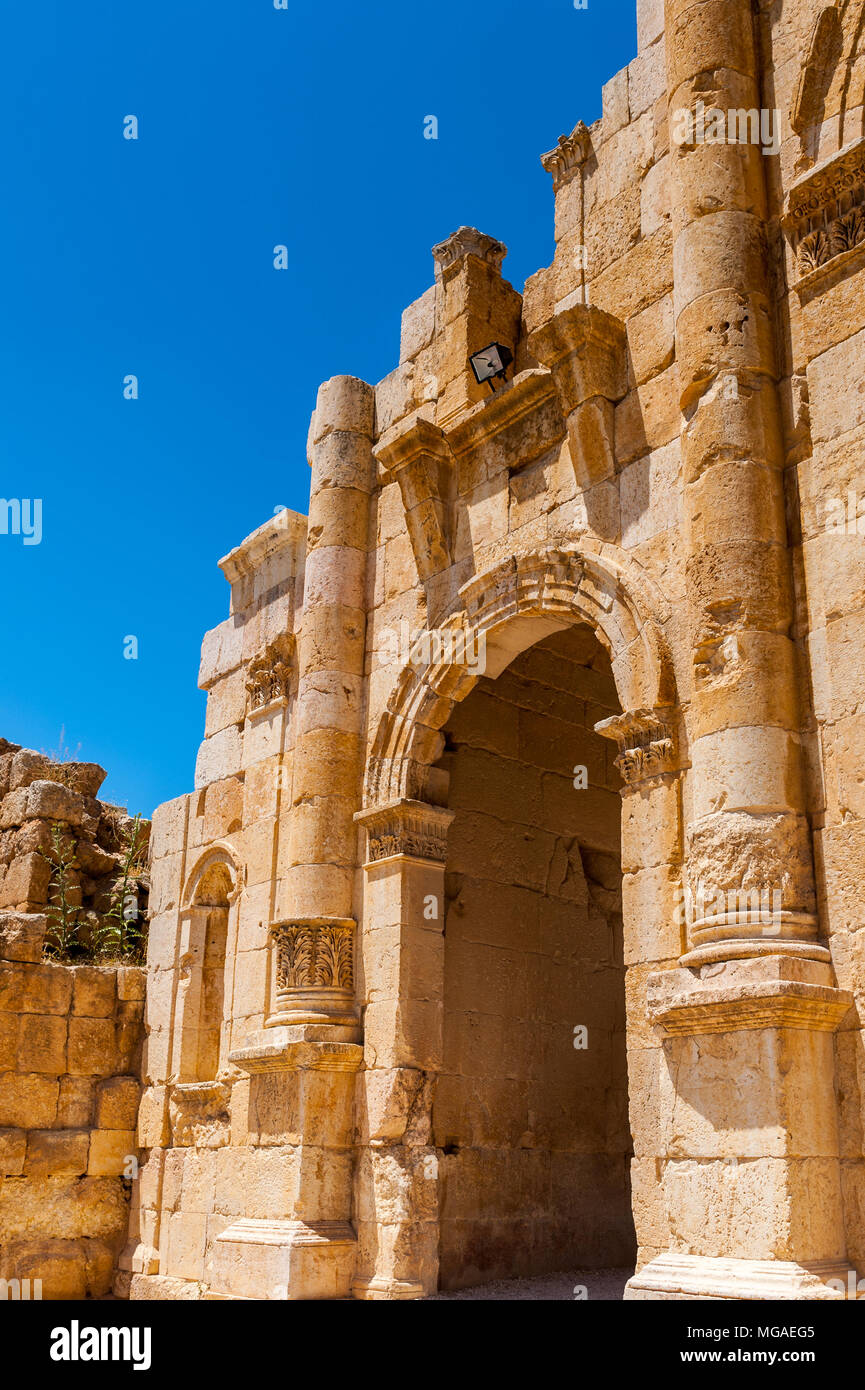 South gate of the Ancient Roman city of Gerasa, modern Jerash, Jordan ...