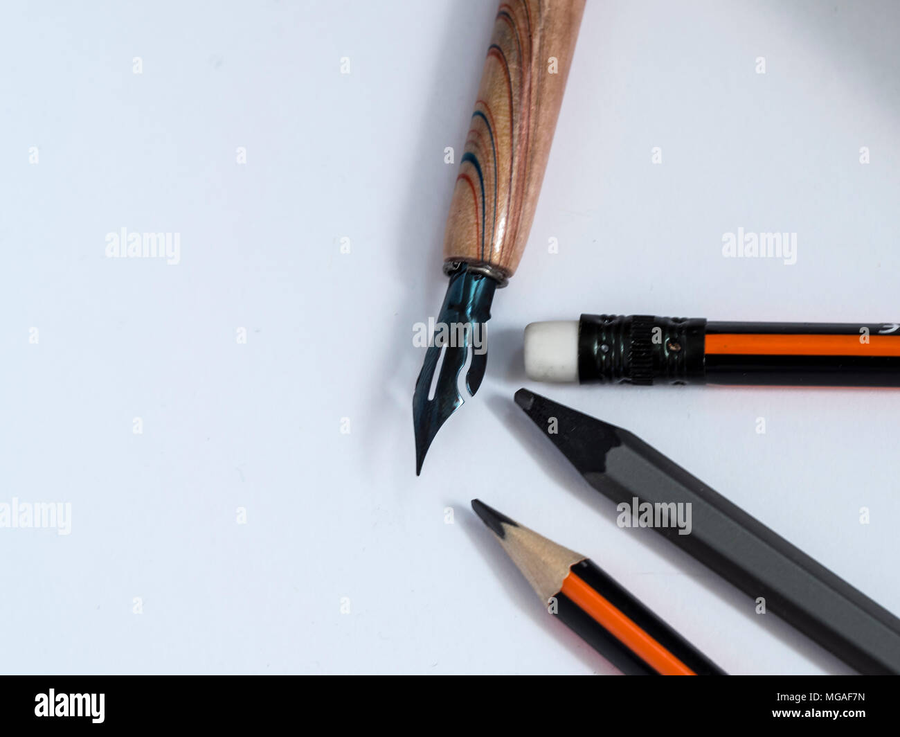 Old camera drawing hi-res stock photography and images - Alamy