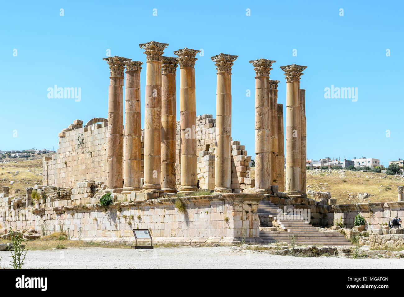 Artemis temple in Gerasa, Jerash Stock Photo - Alamy
