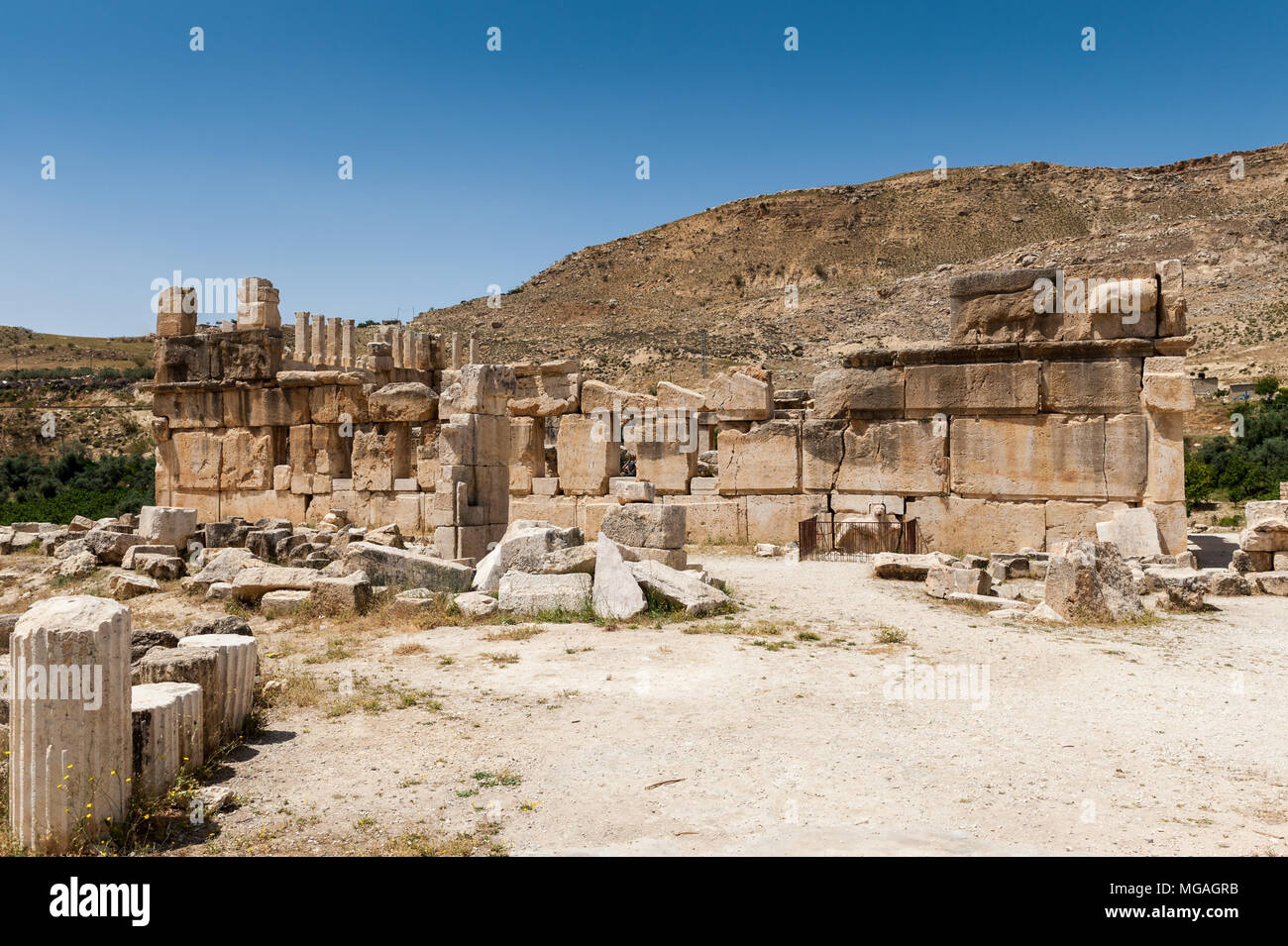 Iraq al amir castle hi-res stock photography and images - Alamy