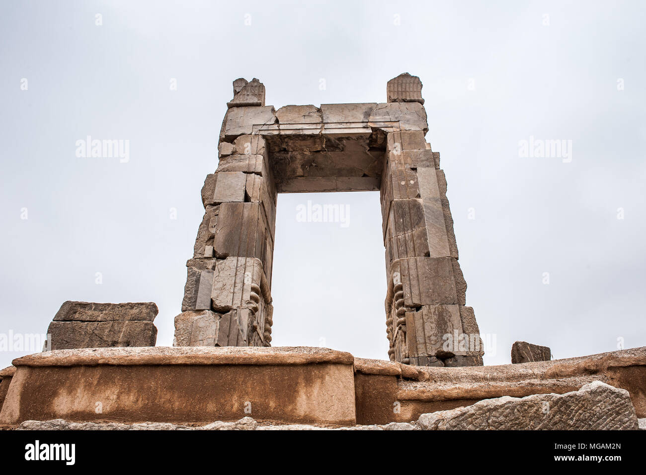 Gate into the 100 colums hall in the ancient city of Persepolis, Iran ...