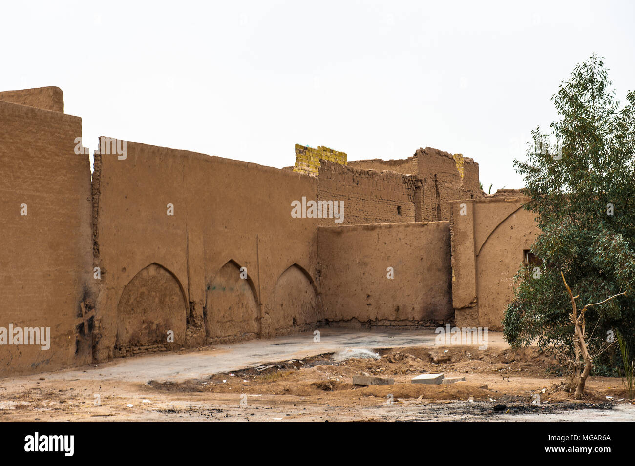 Poor area of the anceint houses in Iran Stock Photo - Alamy