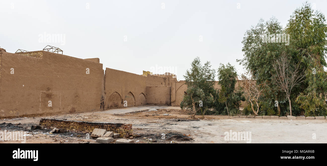 Poor area of the anceint houses in Iran Stock Photo - Alamy