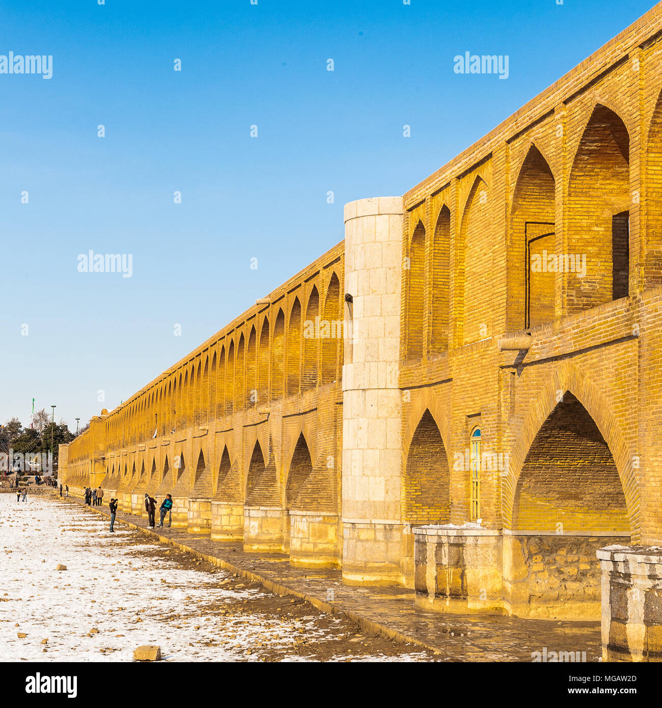 Winter in Isfahan, 33 pol Allah Verdi Khan bridge in Isfahan, Iran ...