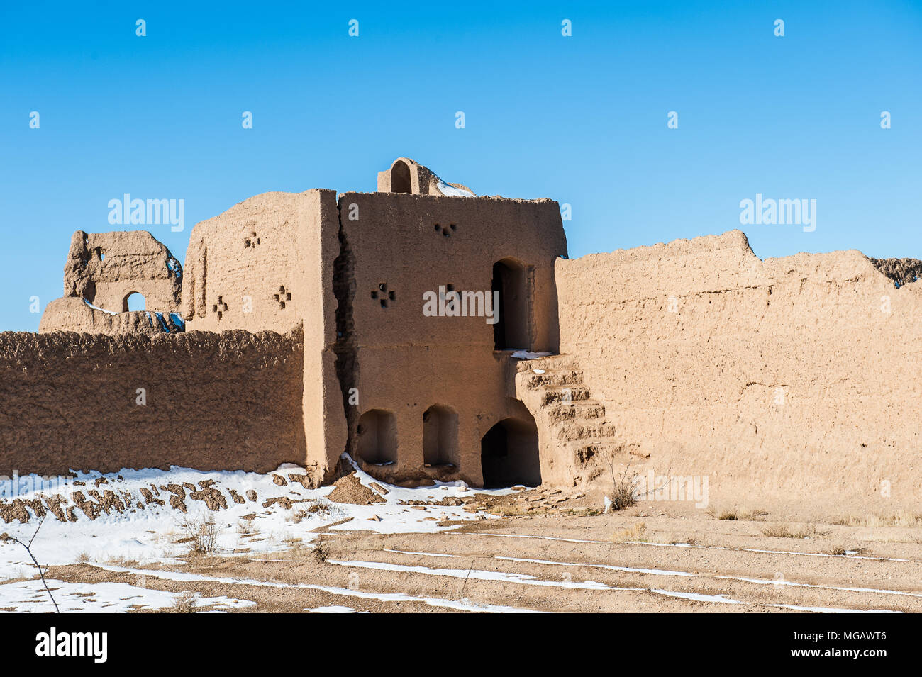 Old house isfahan province isfahan hi-res stock photography and images ...