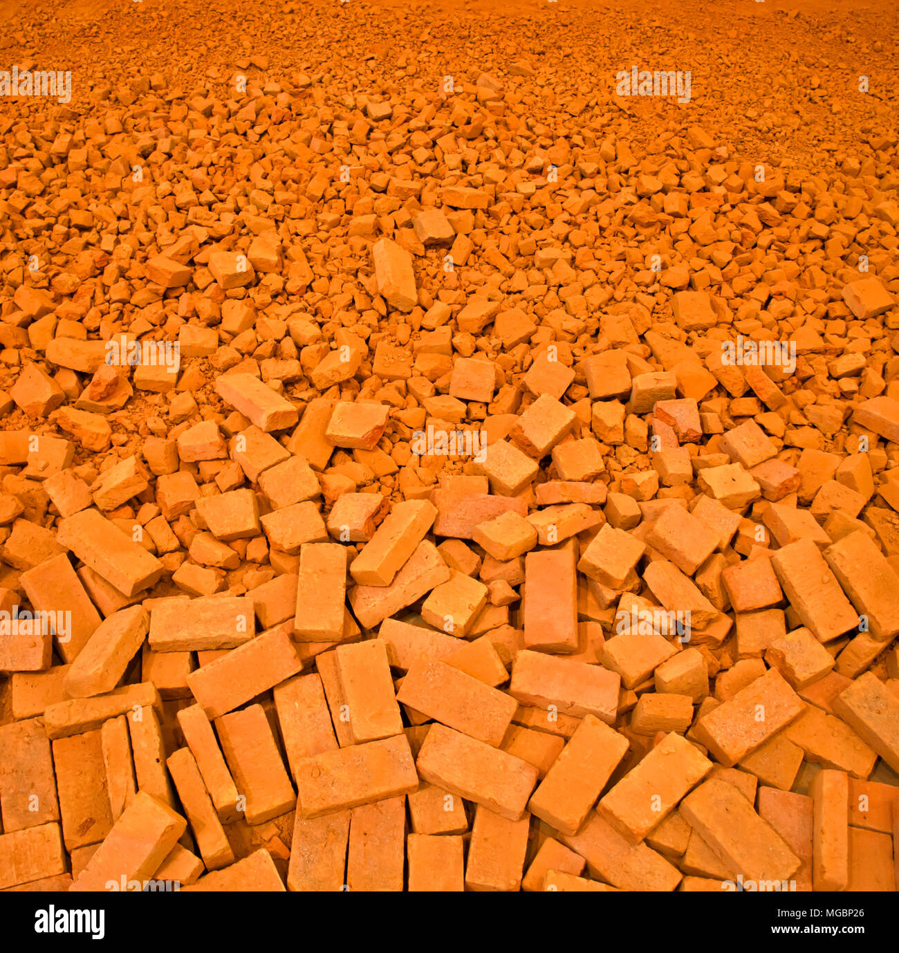 Pile broken bricks background hi-res stock photography and images - Alamy