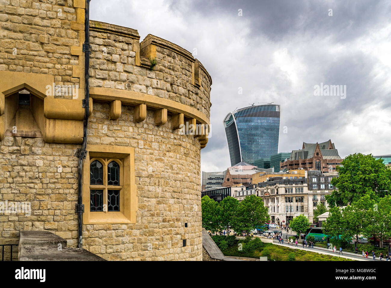 Inside the walls of the Tower of London Stock Photo - Alamy