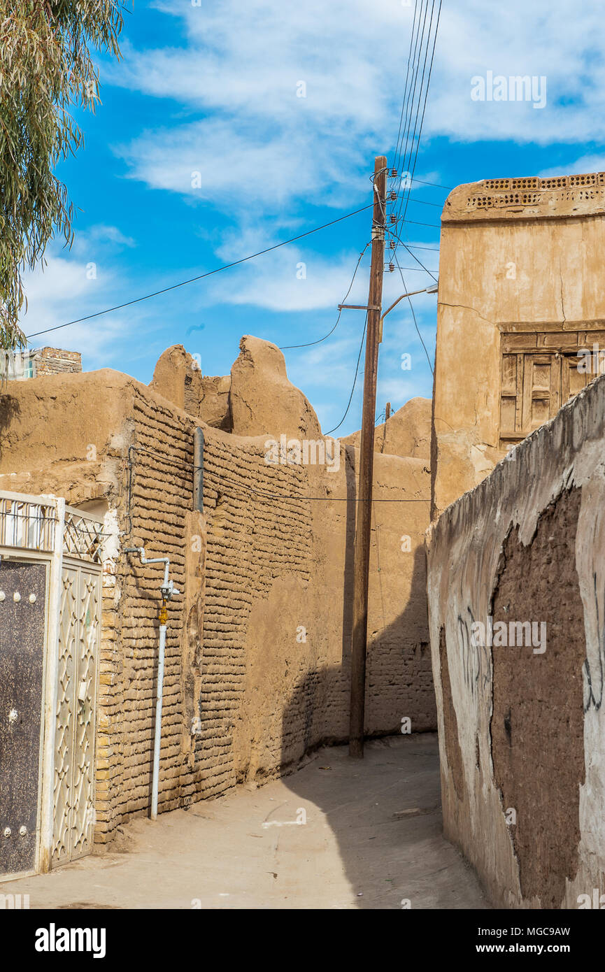 Street in ruins of Nushabad, Iran Stock Photo - Alamy