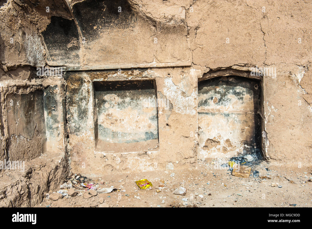 Ruins in the ancient area of Nushabad, Iran Stock Photo - Alamy