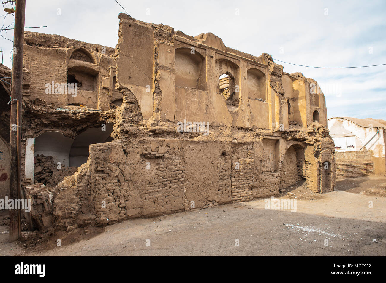 Ruins in the ancient area of Nushabad, Iran Stock Photo - Alamy
