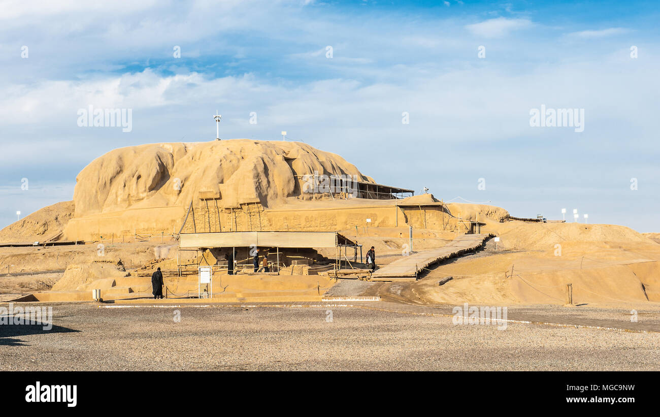 Sialk ziggurat hi-res stock photography and images - Alamy