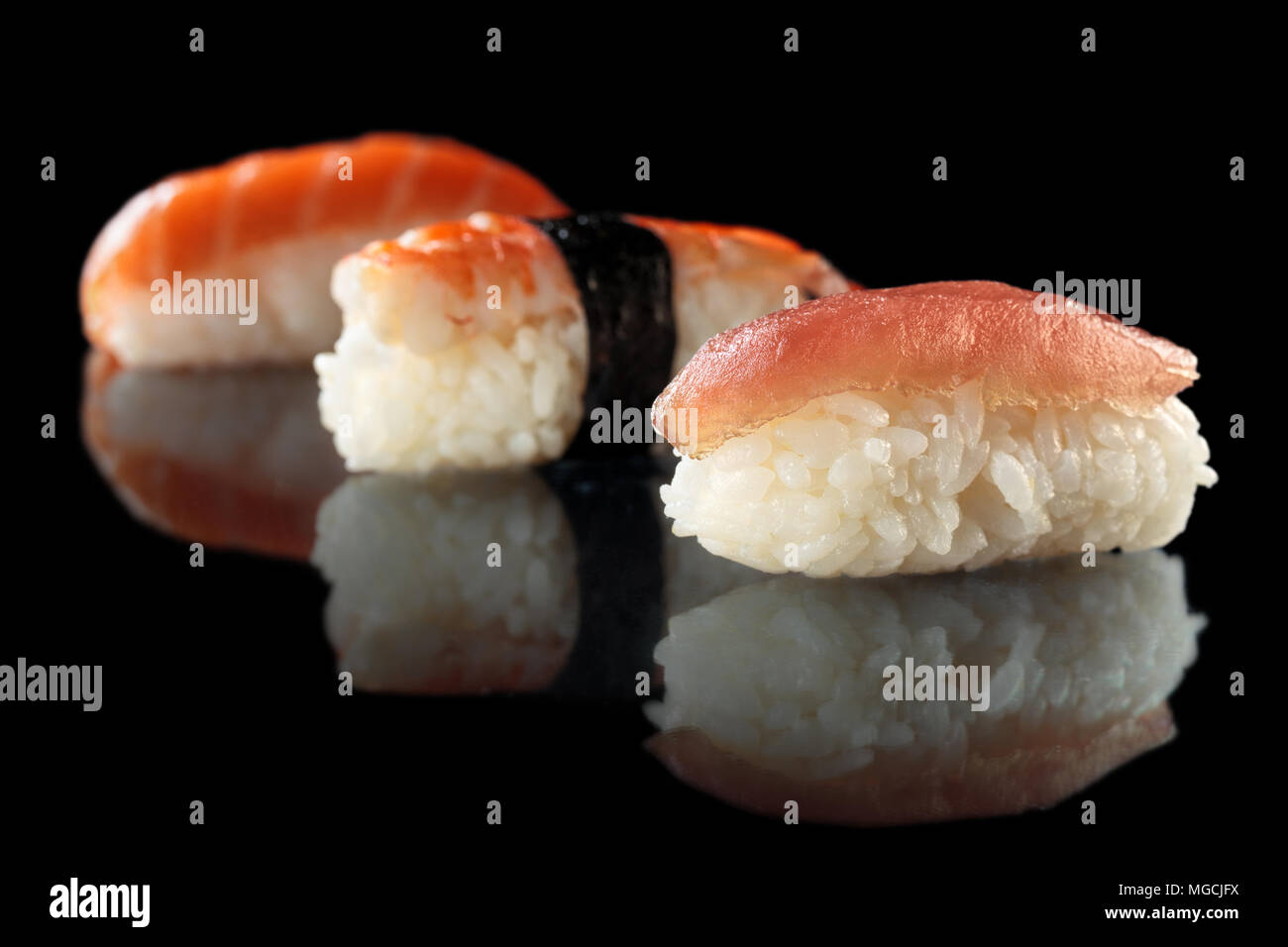 Black sushi hi-res stock photography and images - Alamy