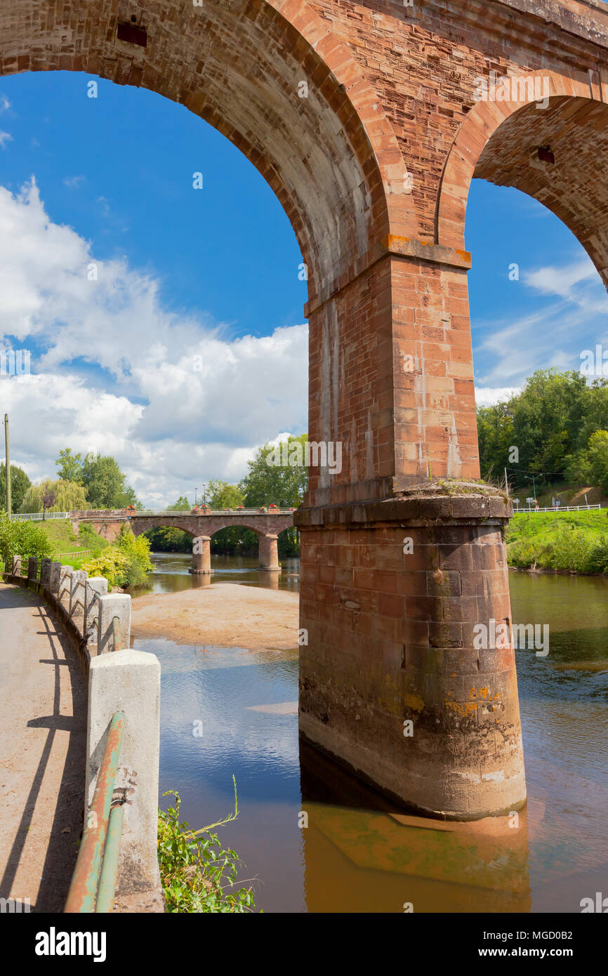 Huge arch train bridge built over Sorgue river in France Stock Photo ...