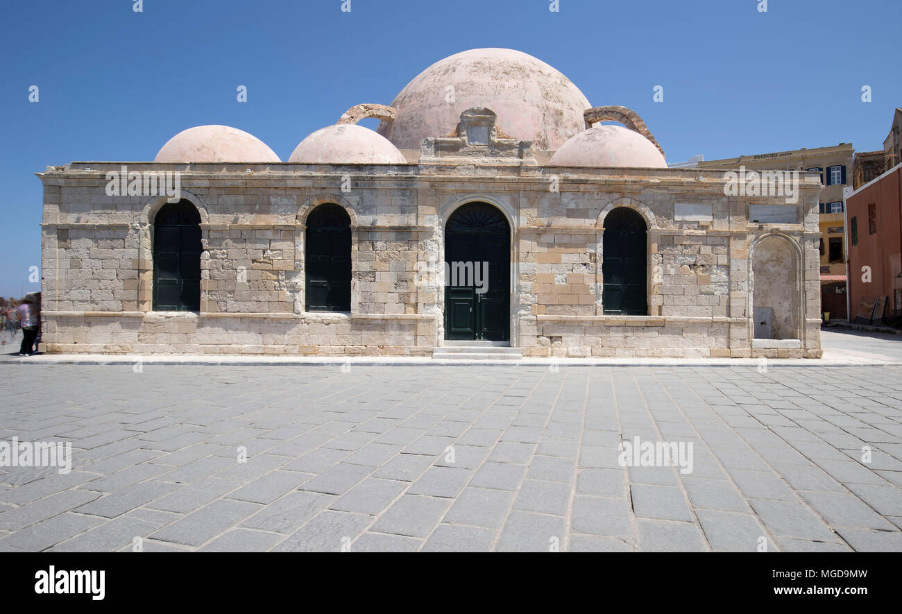 Chania port hi-res stock photography and images - Alamy