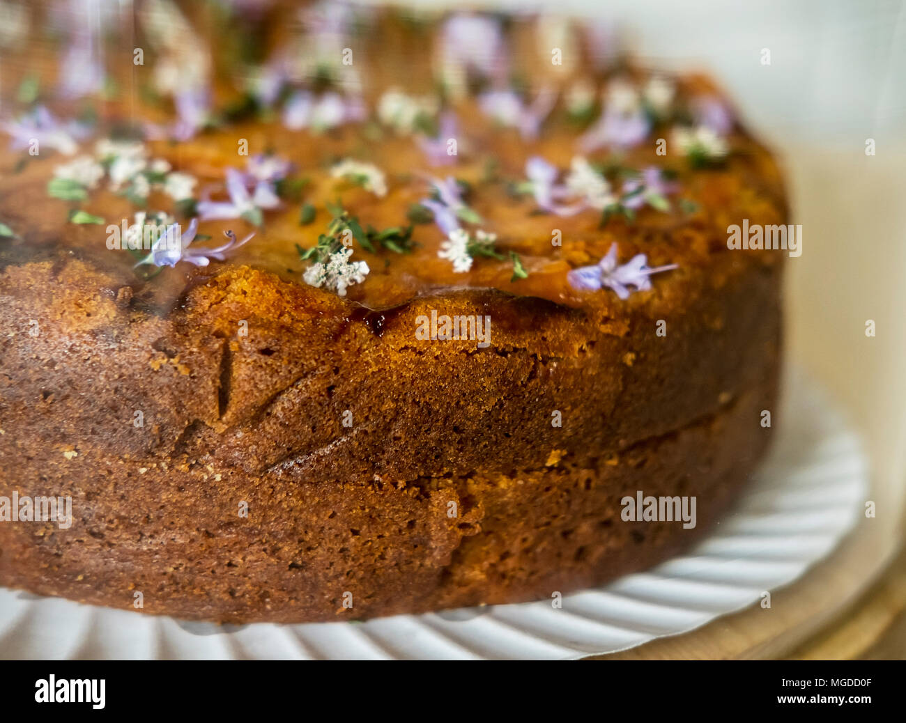 Birthday cake display hi-res stock photography and images - Alamy