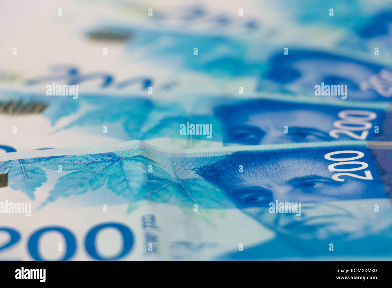 Stack of Israeli money bills of 200 shekel Stock Photo - Alamy