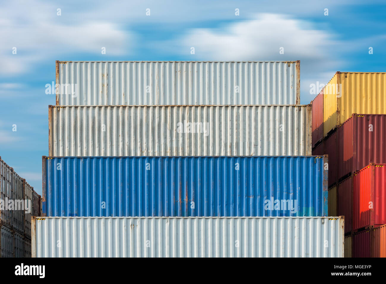 Handling stack of container shipping, Transportation business Stock ...