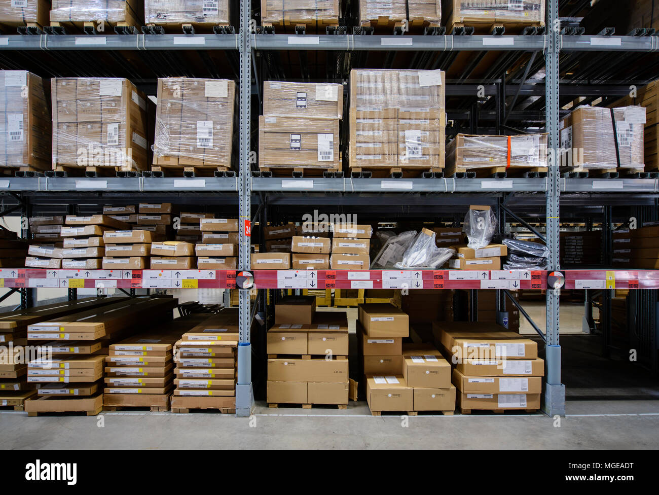 Warehouse storage racks boxes goods hi-res stock photography and images ...