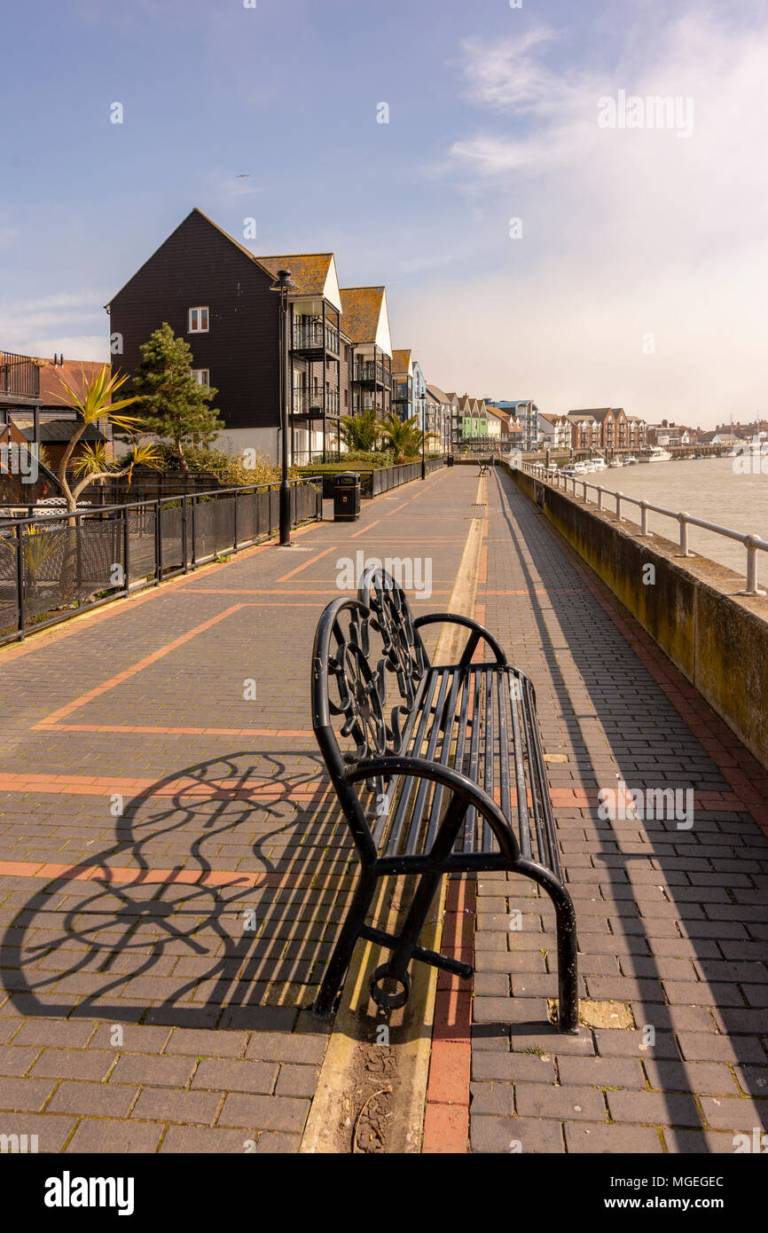 Riverside walkway along the River Arun, Littlehampton, UK Stock Photo ...