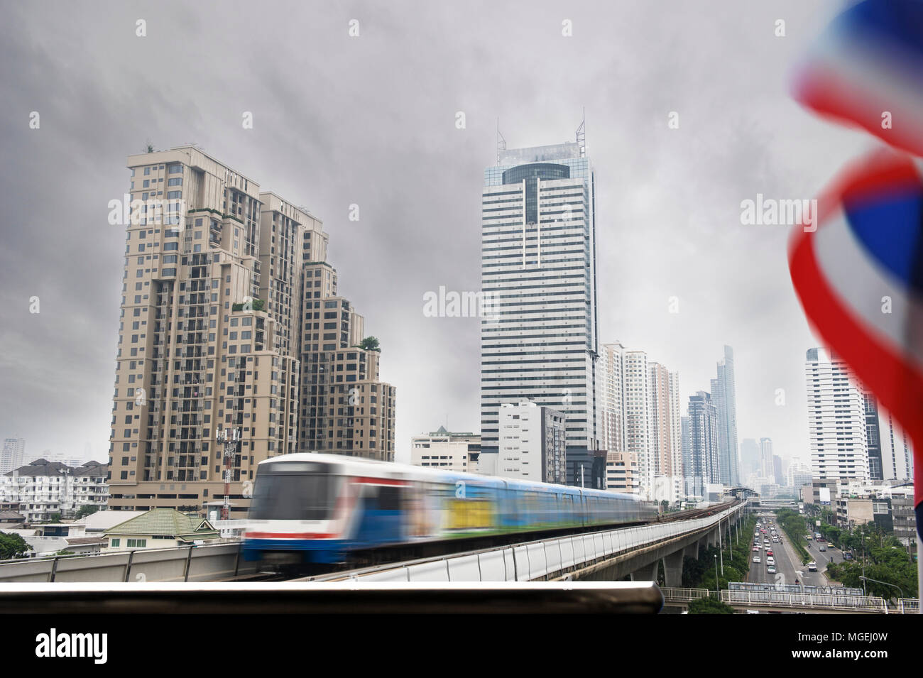 Low speed shutter hi-res stock photography and images - Alamy