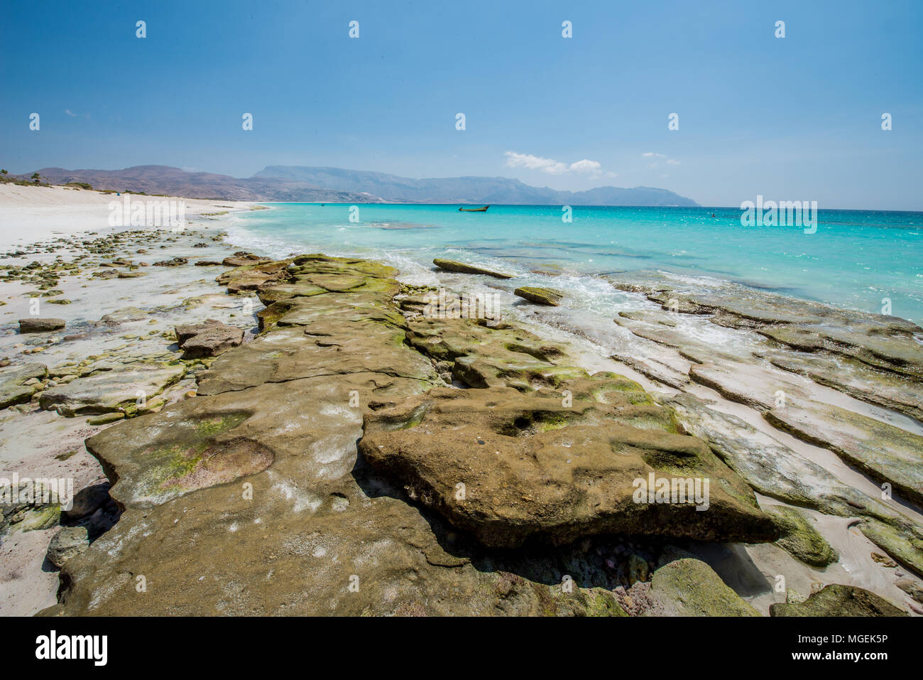 Beautiful wide view of the coast of the ocean Stock Photo - Alamy