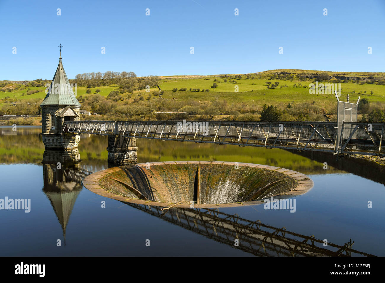 The bell mouth spillway and valve tower at Ponsticill reservoir Stock ...