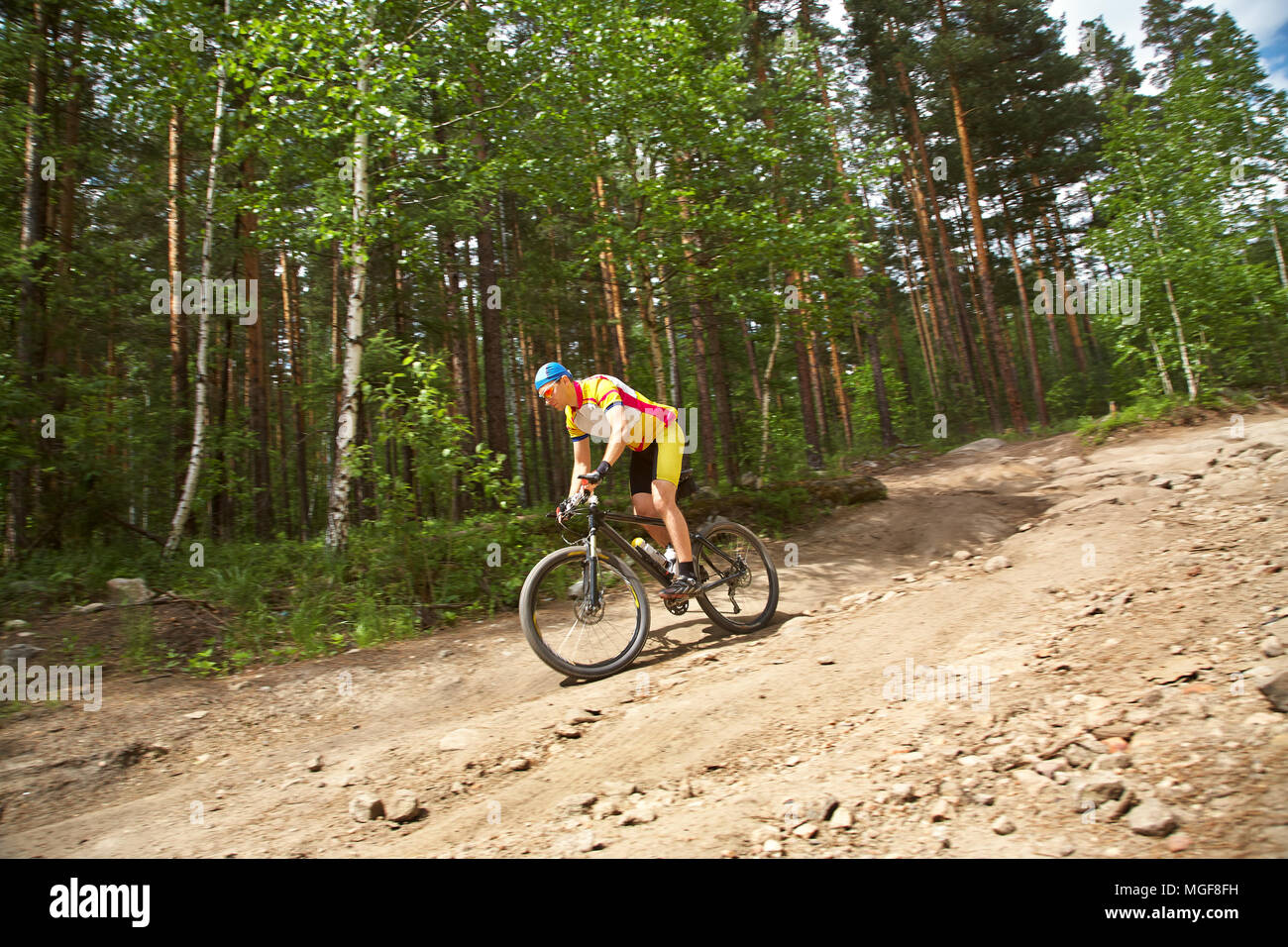 Professional track cyclist hi-res stock photography and images - Alamy