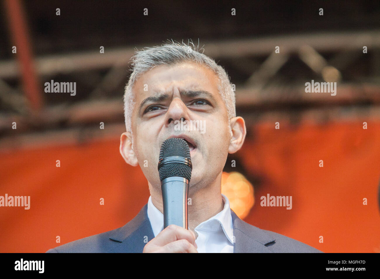 Punjabi labour hi-res stock photography and images - Alamy